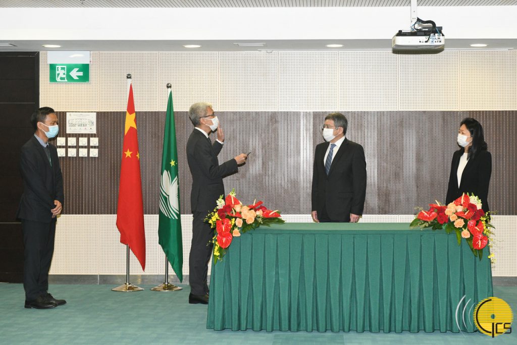 The Secretary for Transport and Public Works, Mr Raimundo do Rosário ...