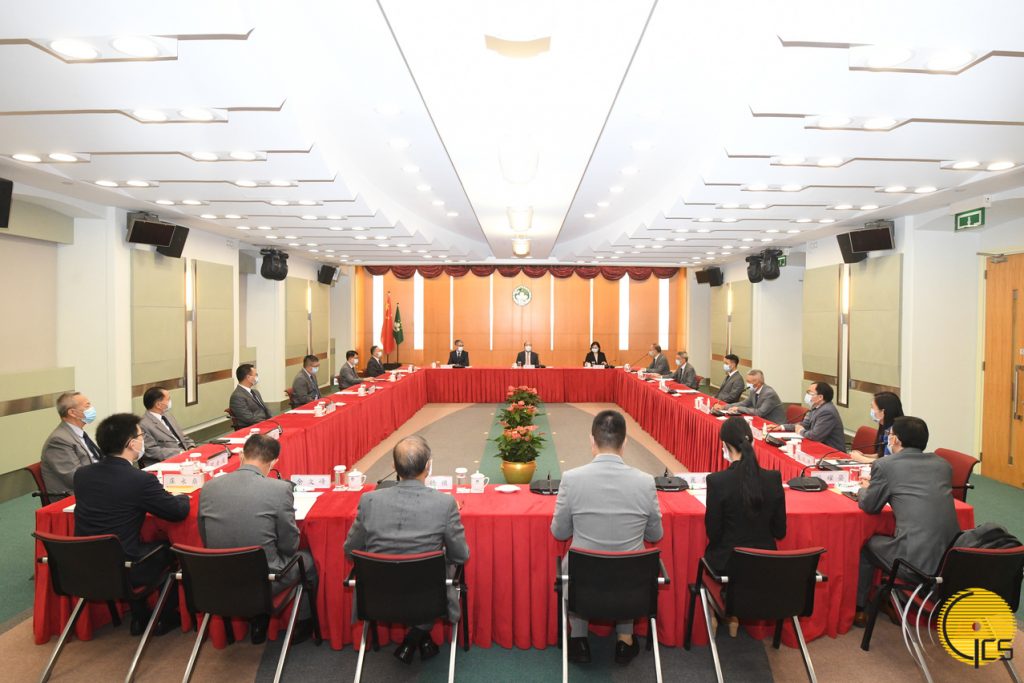 The Chief Executive, Mr Ho Iat Seng, meets with representatives of the ...