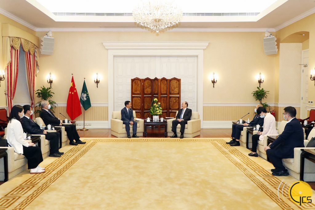 The Chief Executive, Mr Ho Iat Seng, meets with member of the CPC ...